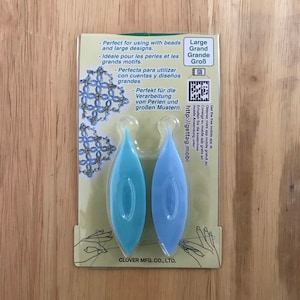 Tatting Shuttles - 9.00 - 12.50 Each Clover Large 2 Pack or Clover ...