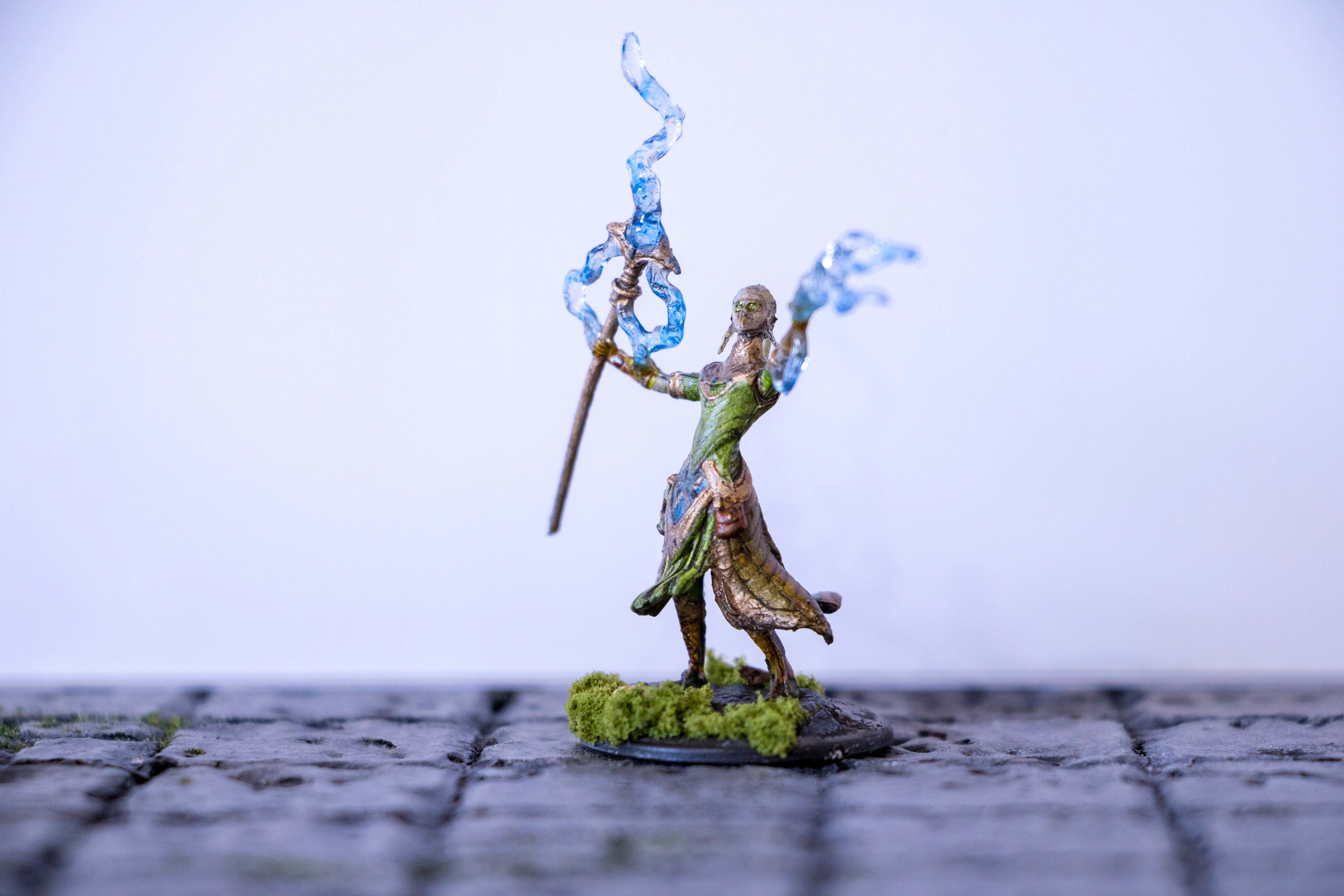 Elfo femenino Medio Elfo Caster pintado mini | Etsy