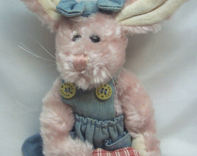 Vintage 1998 Boyds Light Pink BUNNY RABBIT W/ Plaid Heart 8" Plush ...