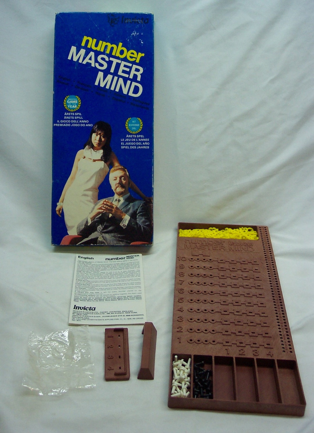 Vintage 1976 NUMBER MASTER MIND Board Peg Game by Invicta Made in England Mastermind 1970's - Etsy