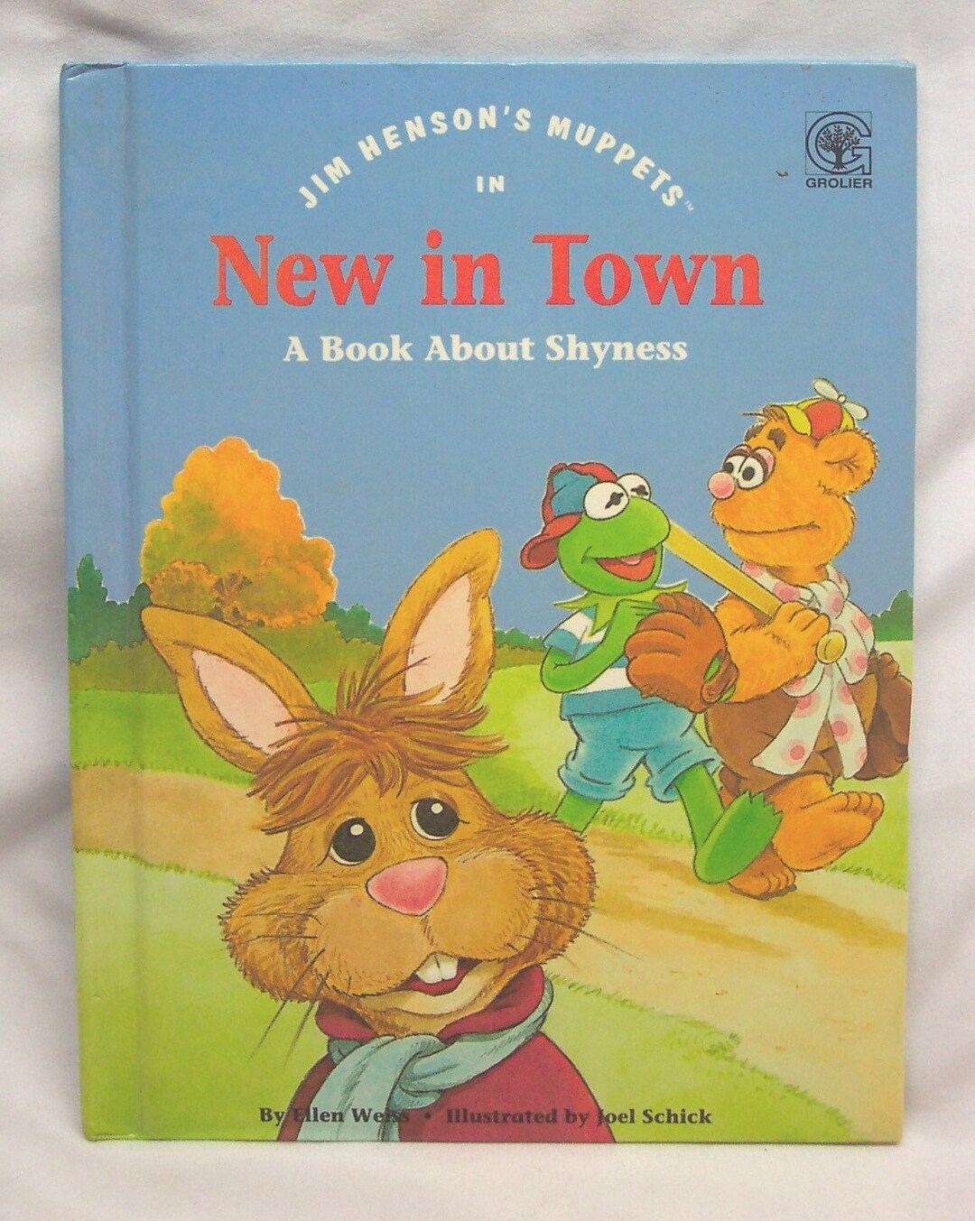 Vintage 1992 Jim Henson THE MUPPETS New in Town Book Hardcover Benny ...