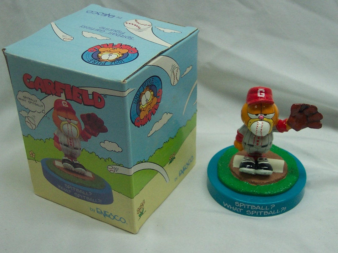 Vintage 1978 GARFIELD BASEBALL PLAYER "spitball" 3" Decorative Figure ...