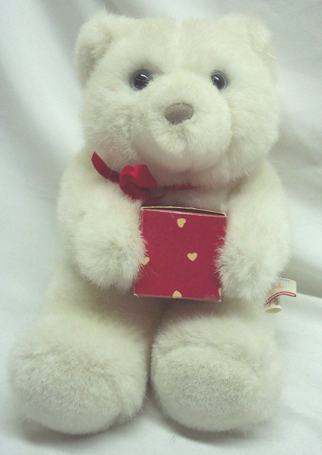 Vintage 1989 Heartline HALLMARK TEDDY BEAR W/ Red Gift Box 6" Plush ...