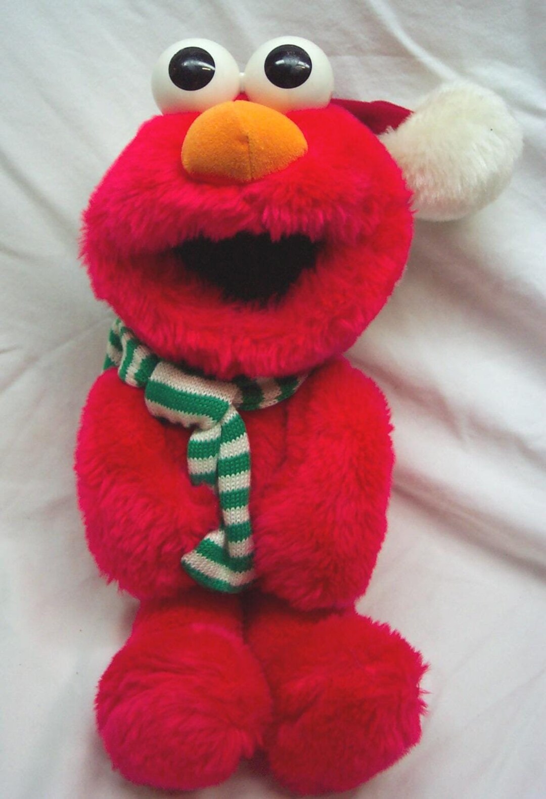 Vintage 1997 TYCO Sesame Street Holiday CHRISTMAS ELMO in Santa Hat 14 ...
