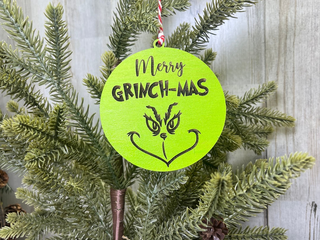 Merry Grinchmas Round Christmas Decor Simple Round Engraved Ornament - Etsy