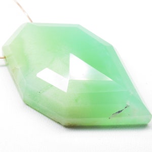 Natural Chrysoprase Gemstones Rhombus Shape Cabochons Faceted Rose Cut ...