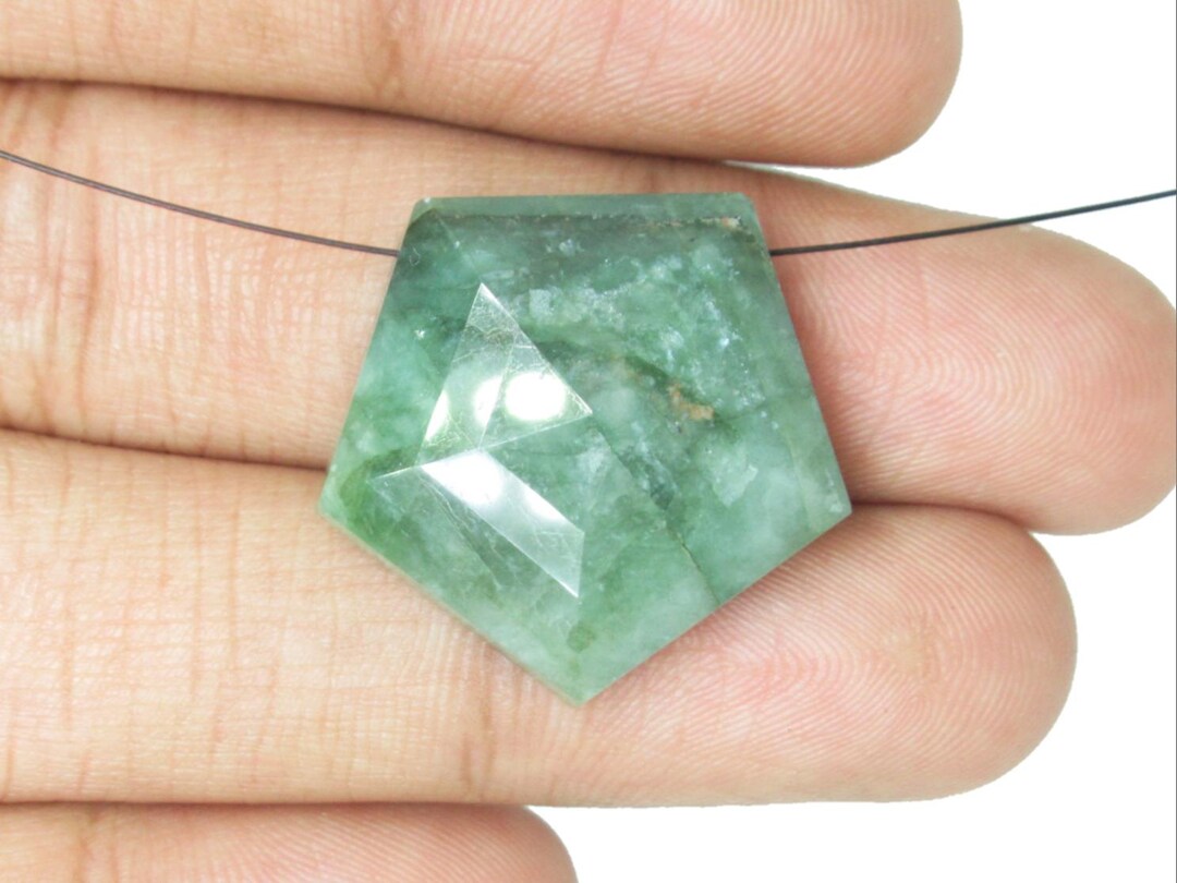 Natural Emerald Gemstone Pentagon Shape Cabochon Faceted Cut Gemstone ...