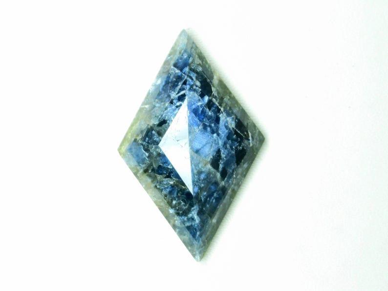 Natural Blue Sapphire Gemstones Rhombus-shape Faceted-cut Blue Flash ...