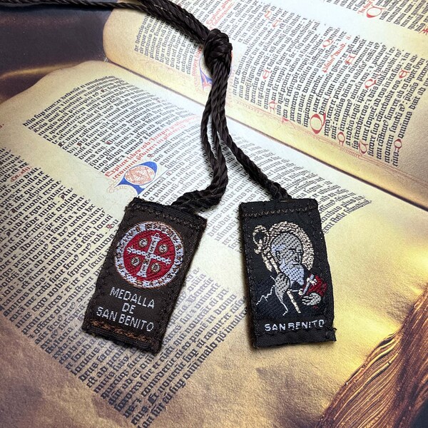 Catholic Scapular Bracelet - Etsy