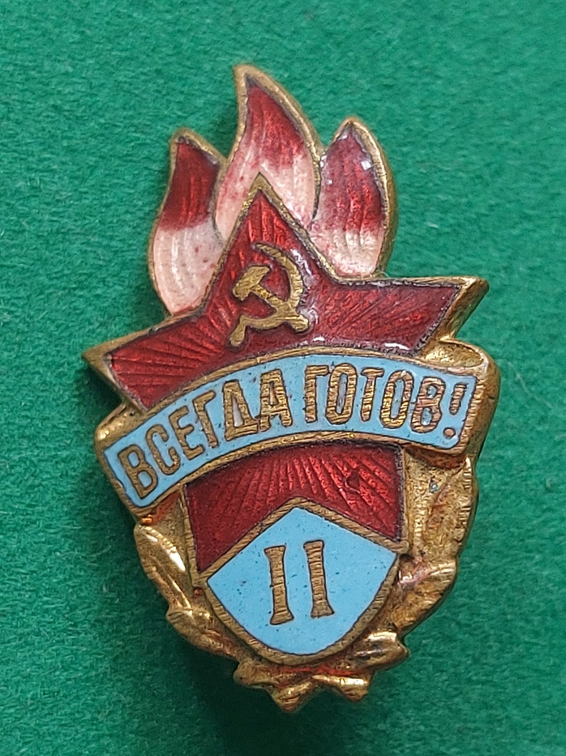 Soviet always Ready 1950s and 1970s Collection of Badges, Pioneer Badge ...
