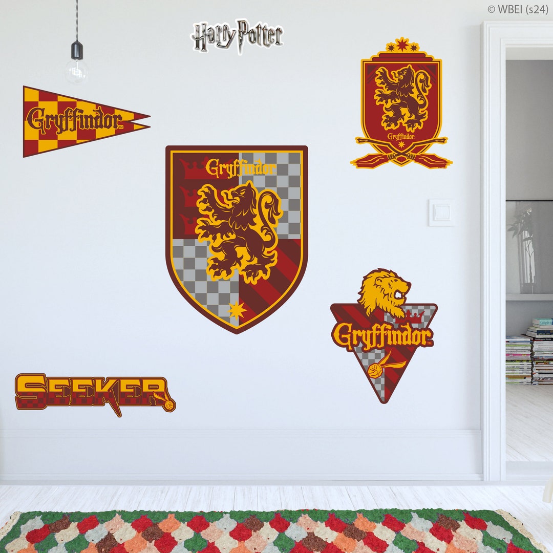 HARRY POTTER Wall Sticker – Gryffindor House Pride Decal Set Wizarding ...