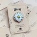 Daisy Enamel Pin // Plant Pin // Botanical Pin - Etsy