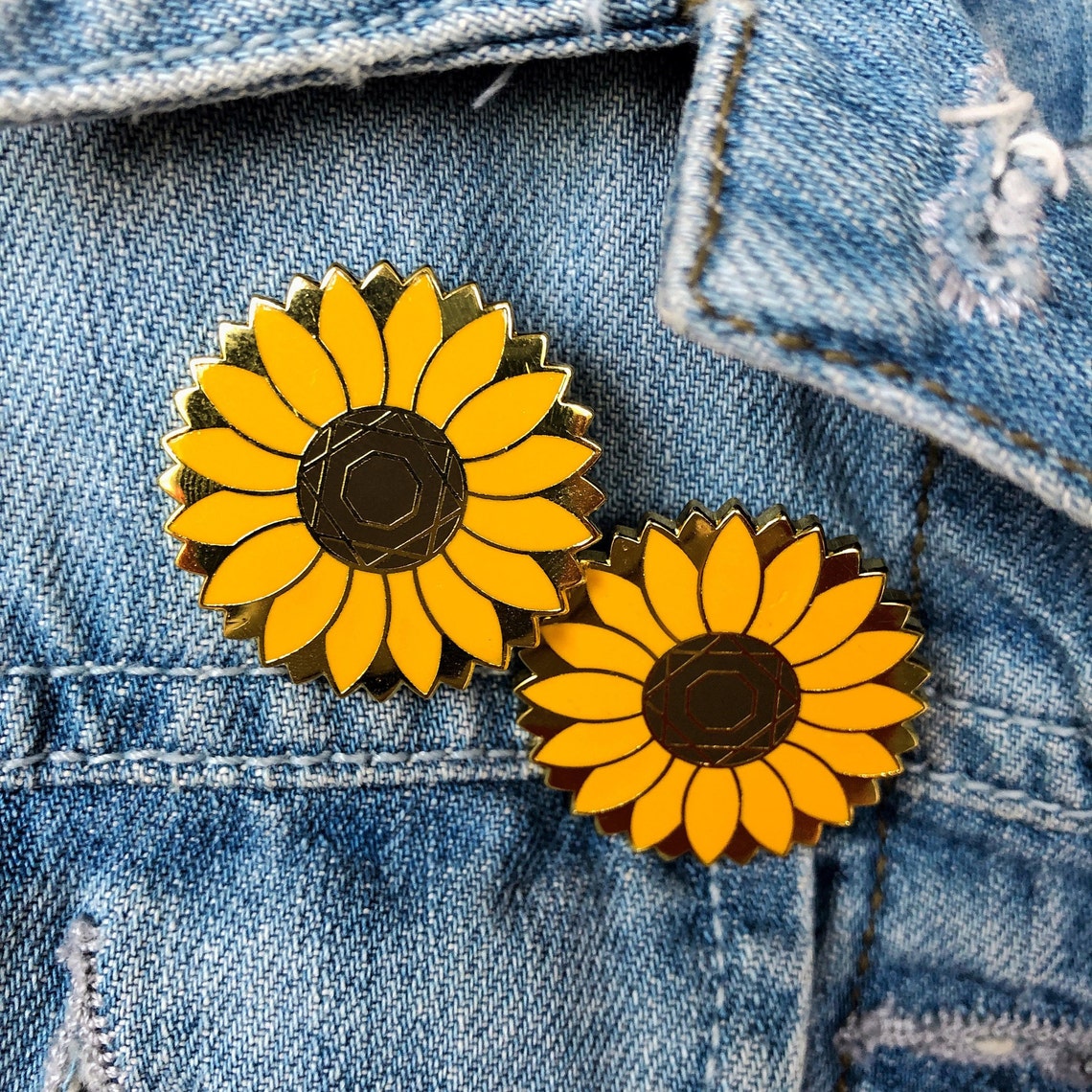 Sunflower Hard Enamel Pin // Floral Pin // Botanical Pin | Etsy