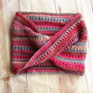 Crochet Mobius Scarf Pattern - Mobius Cowl Pattern - Crochet Pattern ...