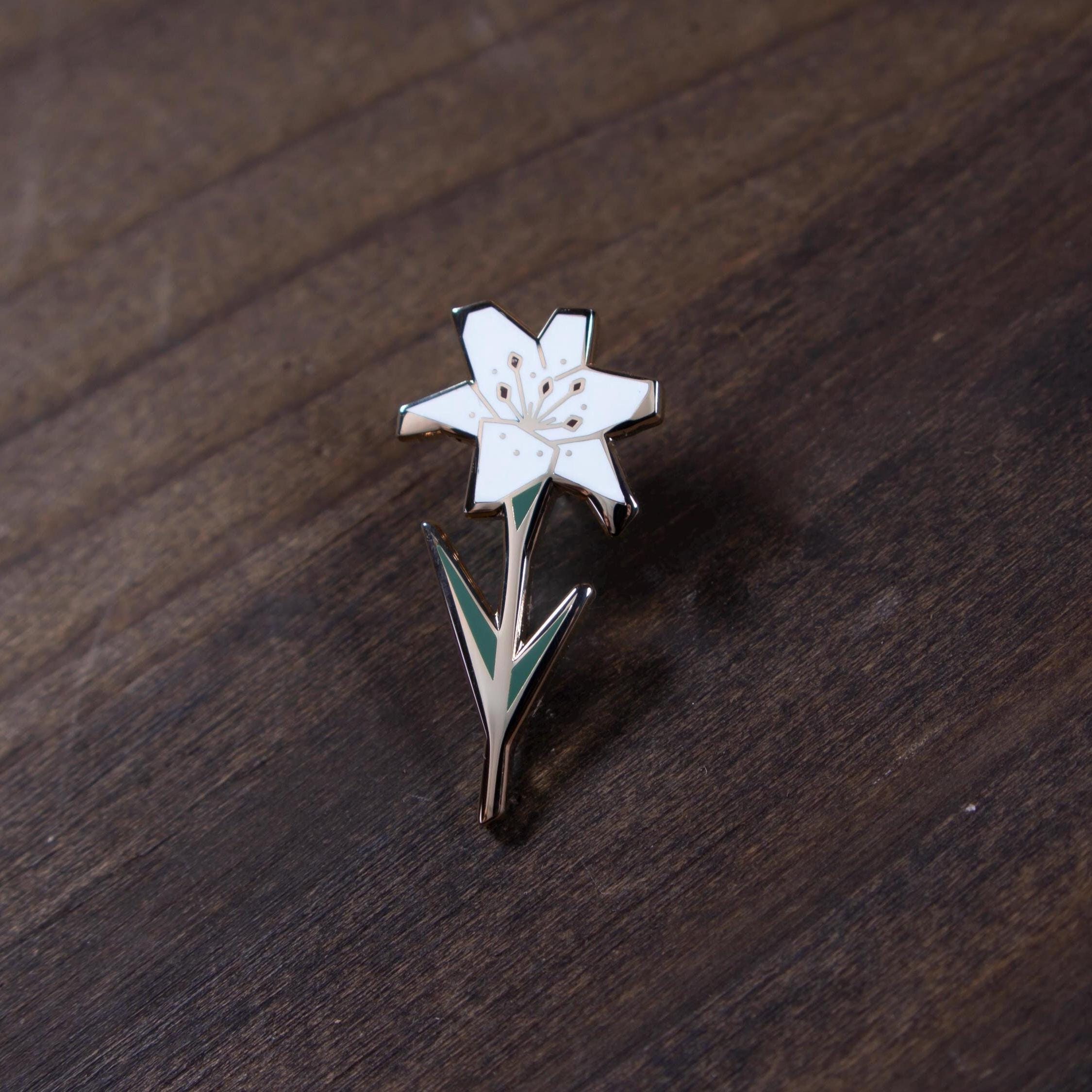 Flower Lily Hard Enamel Pin • Cute Pins, Lily Pin, Wildflowers, Pure ...