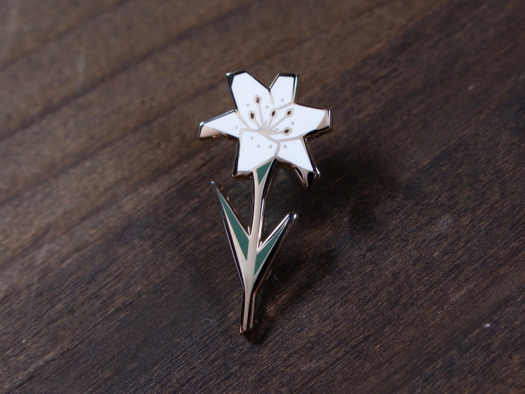 Flower Lily Hard Enamel Pin Cute Pins, Lily Pin, Wildflowers, Pure ...