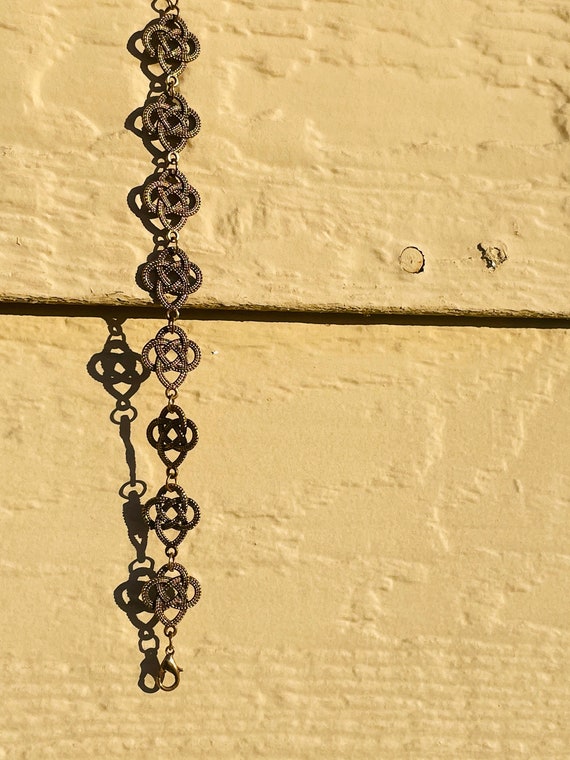 Celtic Knot Geometric Interlocking Circles Copper Met… - Gem