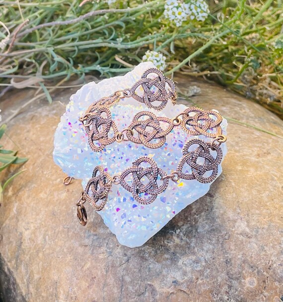 Celtic Knot Geometric Interlocking Circles Copper Met… - Gem