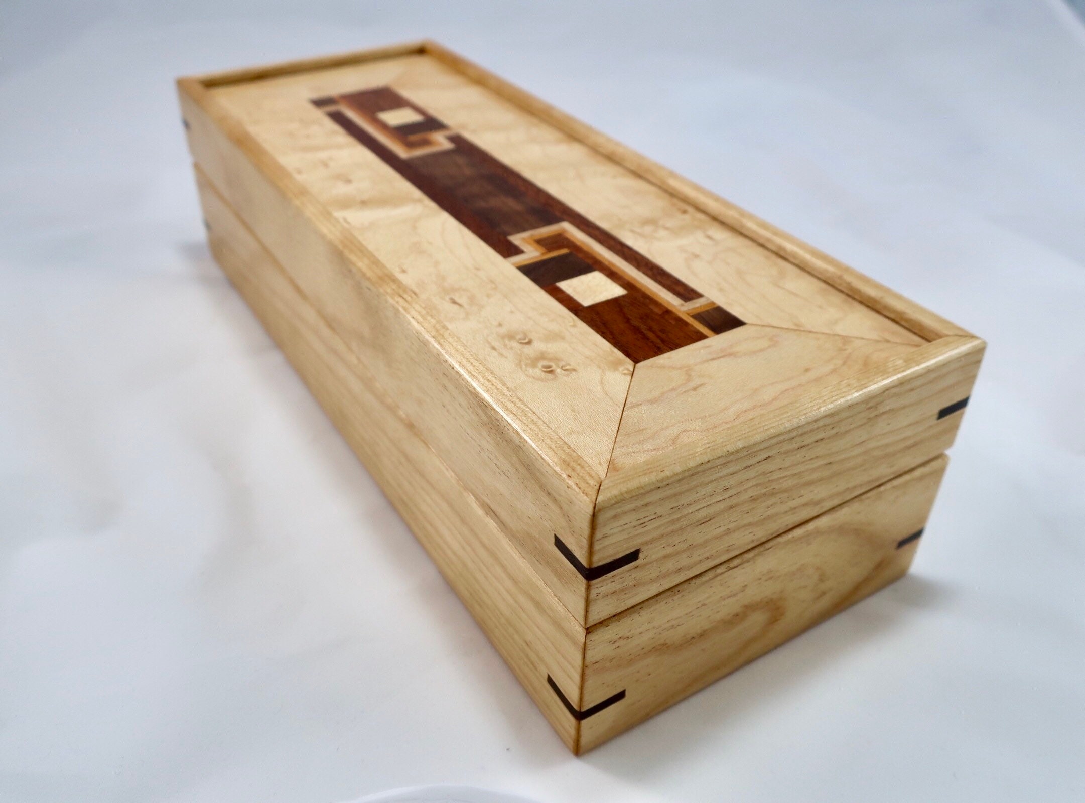 Keepsake Box maple box with walnut corner splines for | Etsy