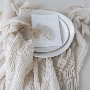 Christmas Holly Table Runner, Ivory Festive Table Decoration, Festive ...