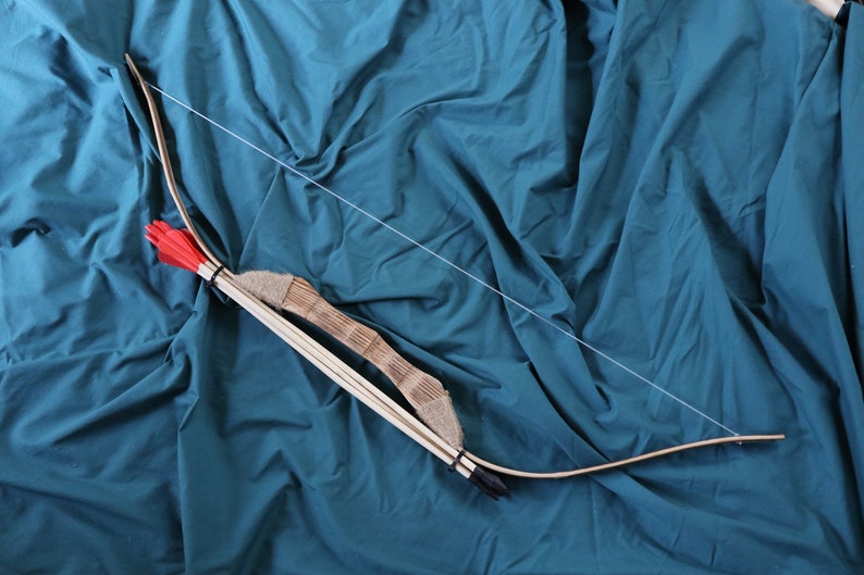 Children's Wooden Longbow With Set of 5 Arrows - Etsy