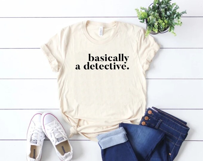Basically a Detective True Crime T-shirt - Etsy