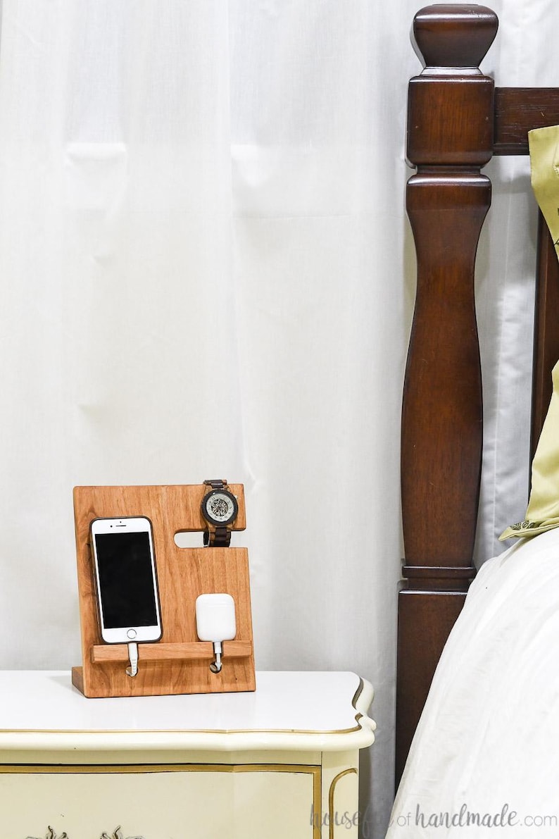 Nightstand Valet Docking Station Woodworking Plans - Bedside Charging ...