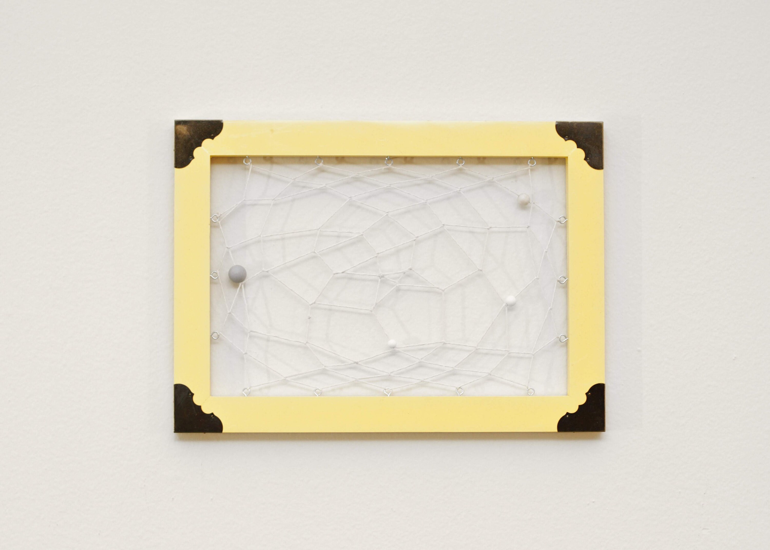 Rustic Wood Webbed Photo Display Hanging Art Jewelry Organizer Photo ...