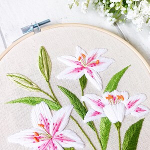 White Lily Embroidery Pattern, Lillies Floral Hand Embroidery Pattern ...