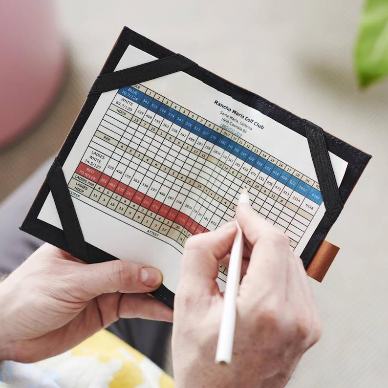 Personalised Leather Golf Score Card Holder With Stamp - Personalised ...