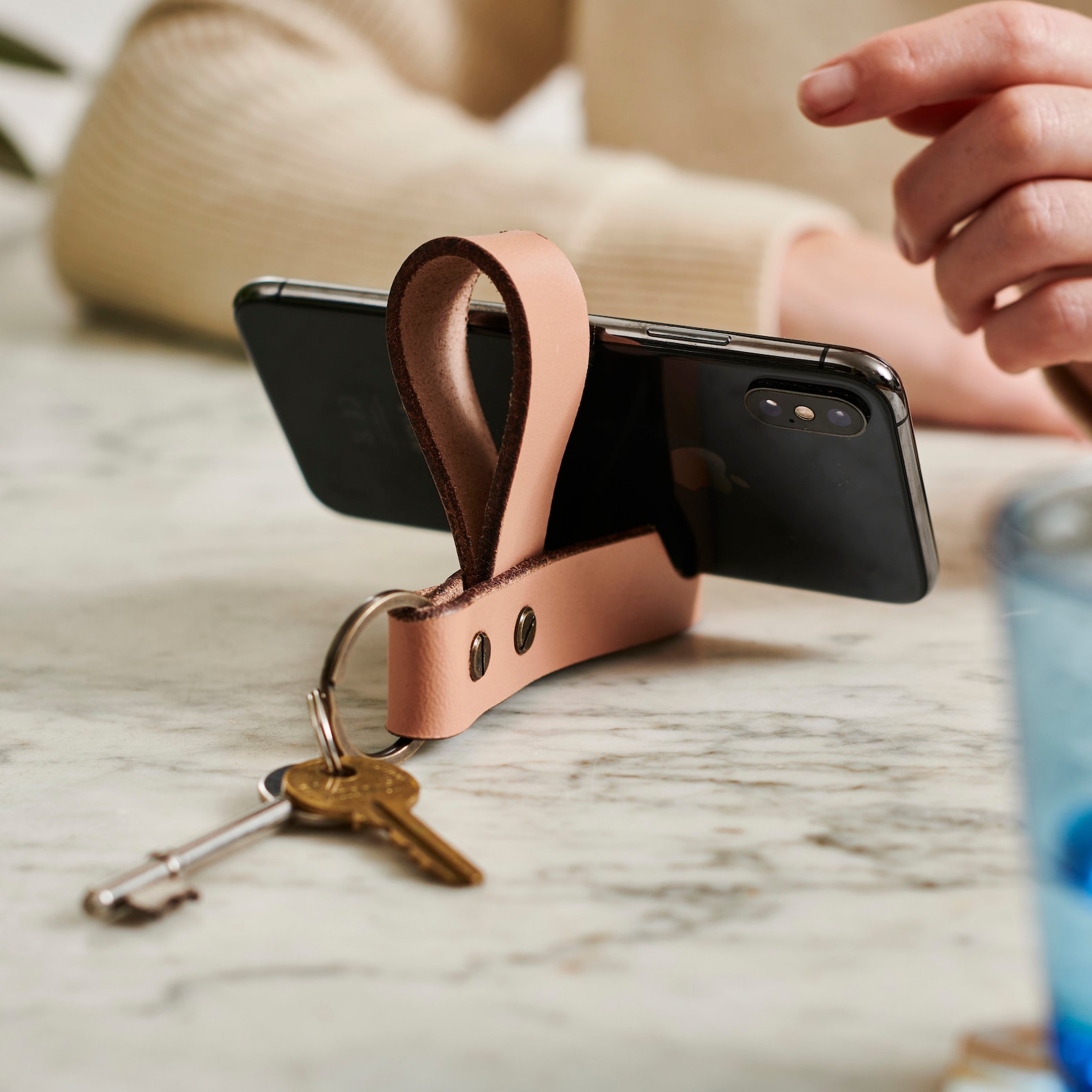 Personalised Leather Phone Stand Key Ring - the Perfect Gift for Dad ...