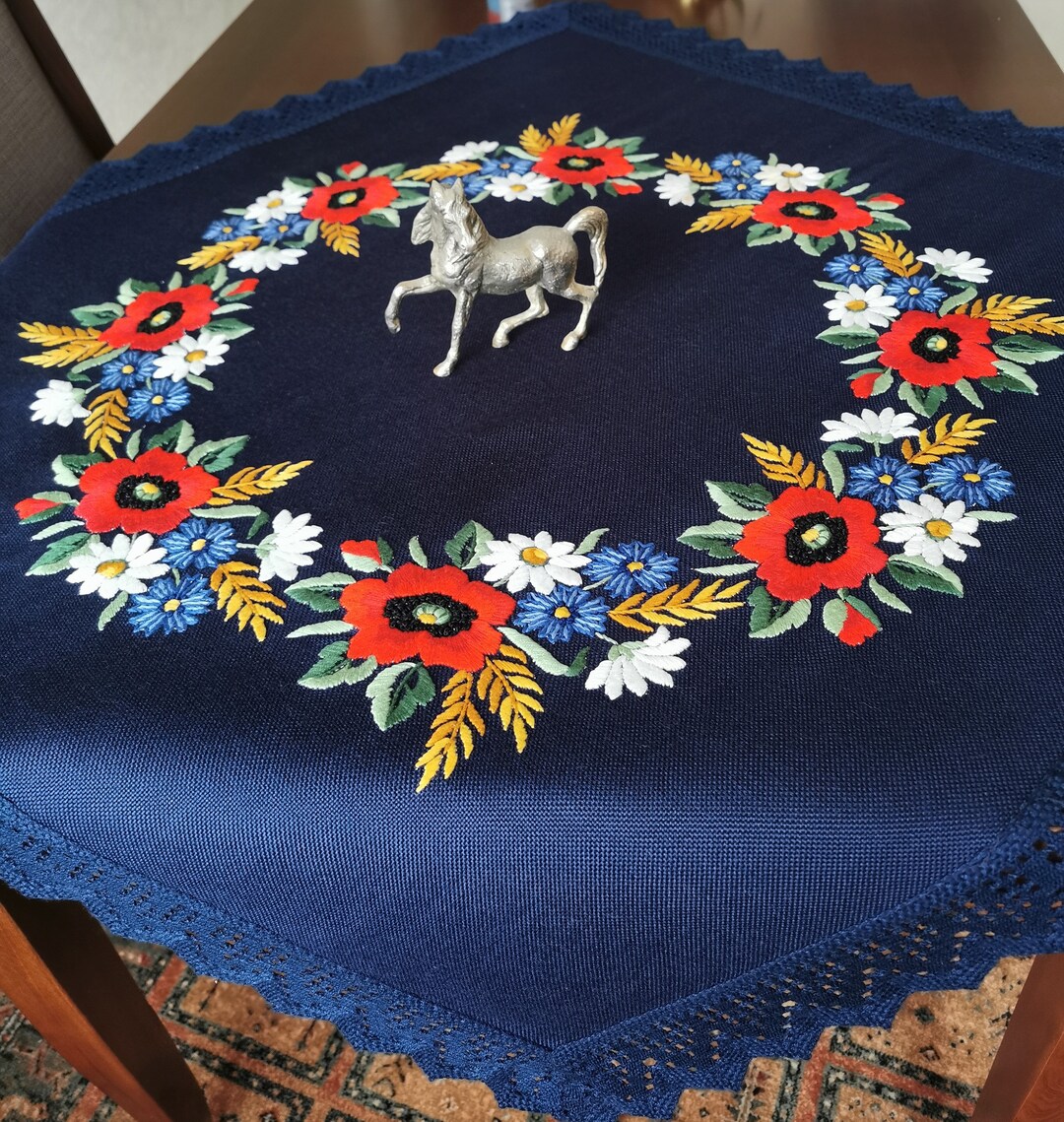 Hand-embroidered Middle Ceiling 100 X 100 Cm - Etsy