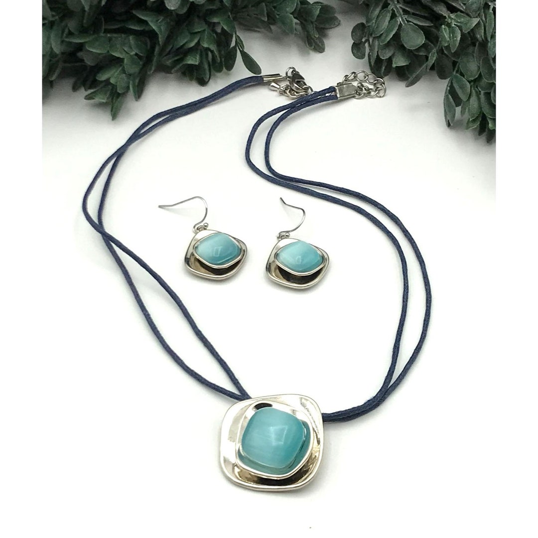 Vintage Jewelry Set Blue Cord Silver Pendant Light Blue Gem Earrings ...