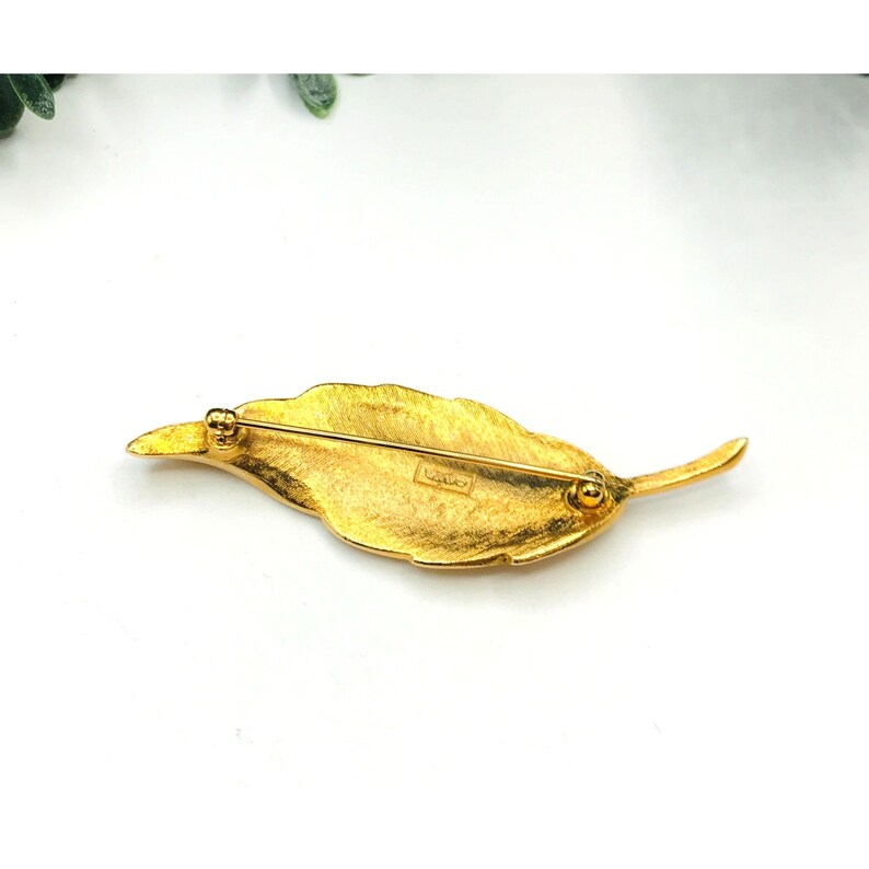 Vintage Brooch Gold Tone Leaf Design by AVON - Etsy