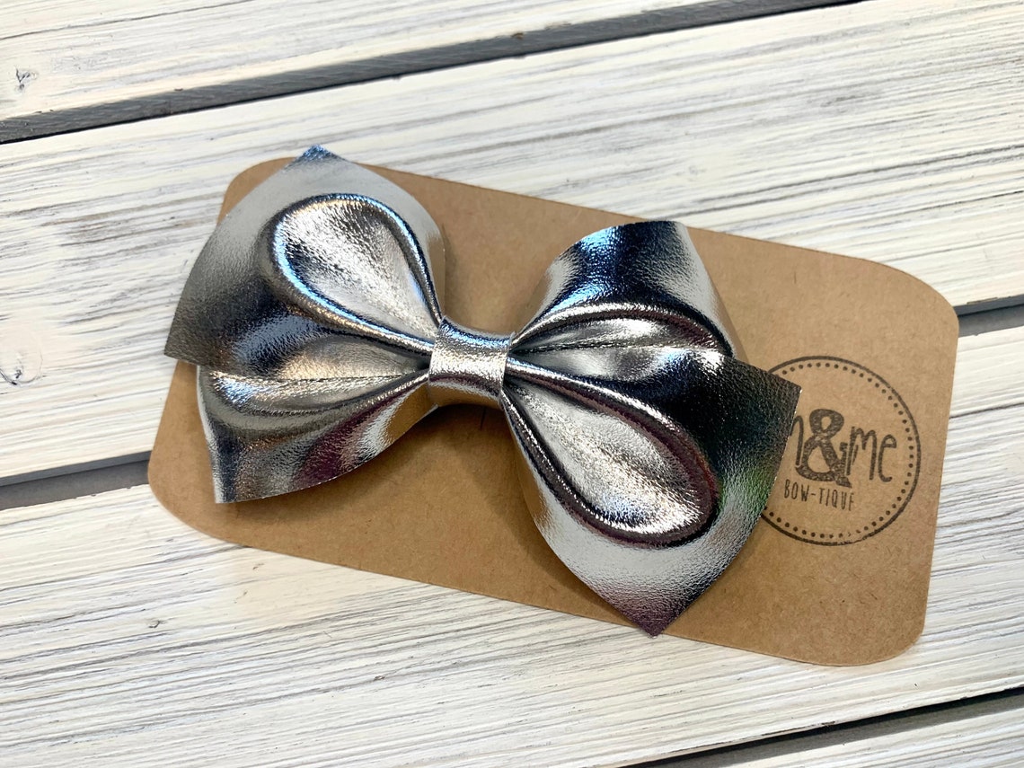5 Metallic Silver Bow - Etsy