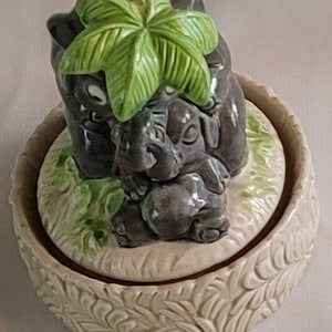 Ceramic, Vintage, Mother & Baby Elephant Rotating Sanyo Music Box ...