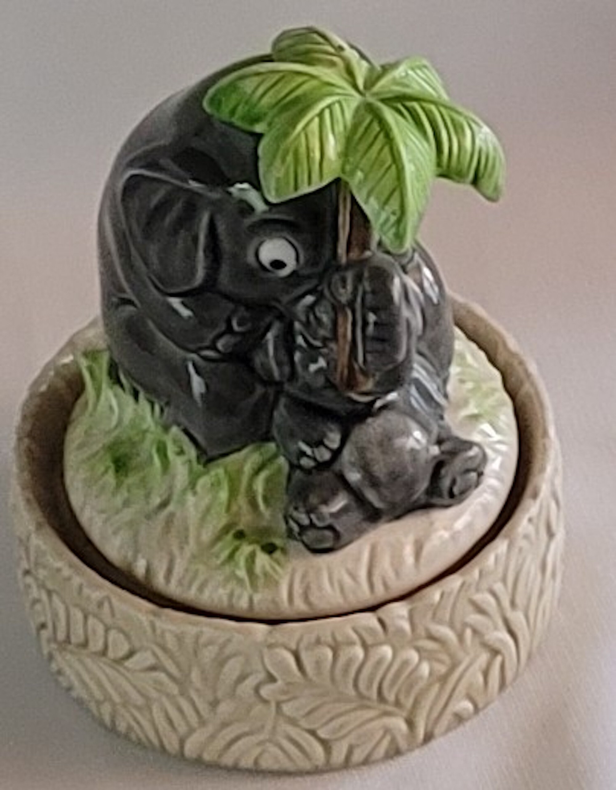Ceramic, Vintage, Mother & Baby Elephant Rotating Sanyo Music Box, rain ...