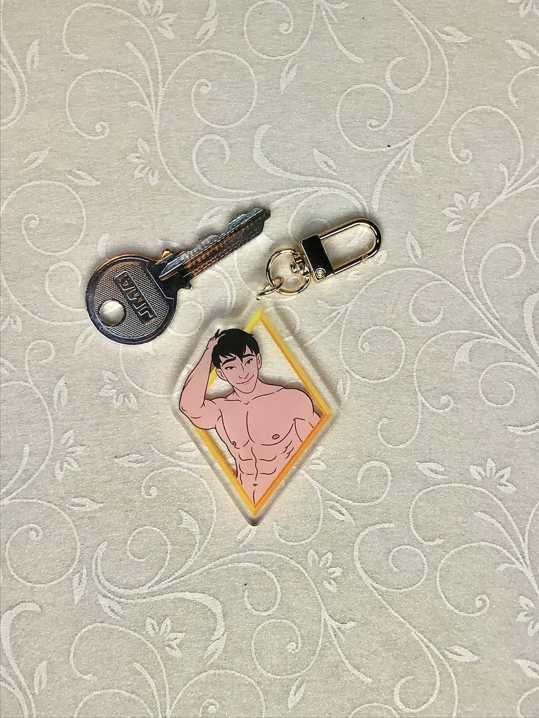 Jeans: TADASHI -- KEYCHAIN - Etsy