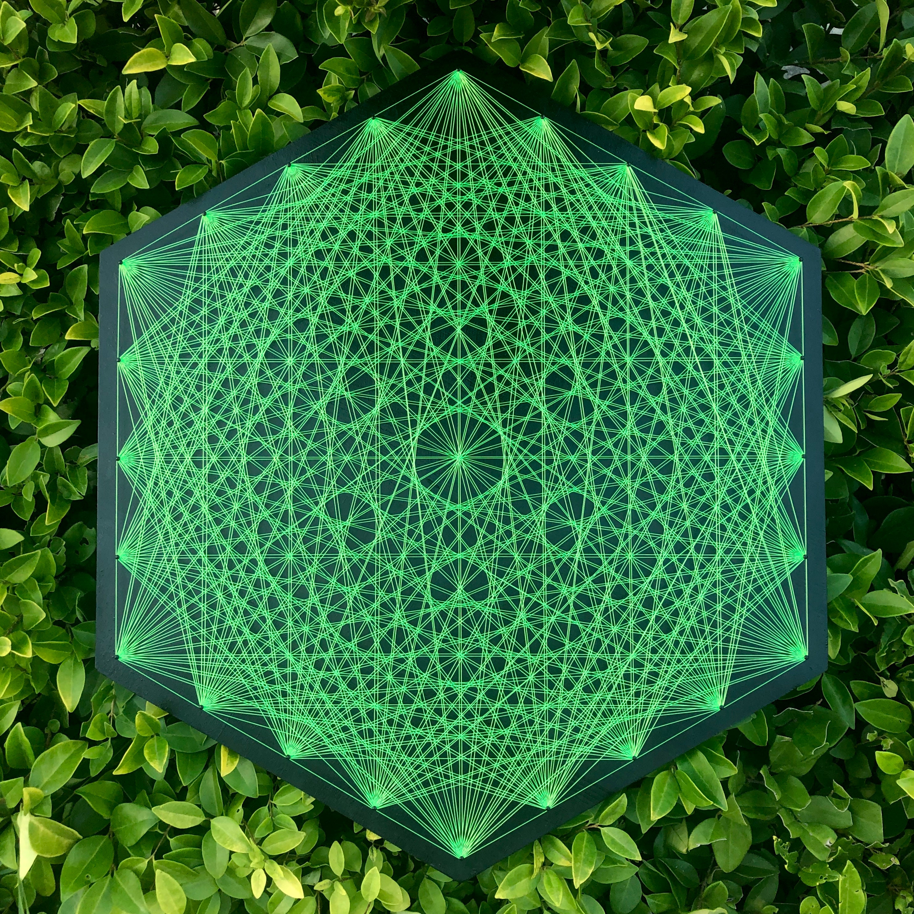 UV Hexagon Mandala Psychedelic String Art,60x52cm/23.6x20.4inches ...