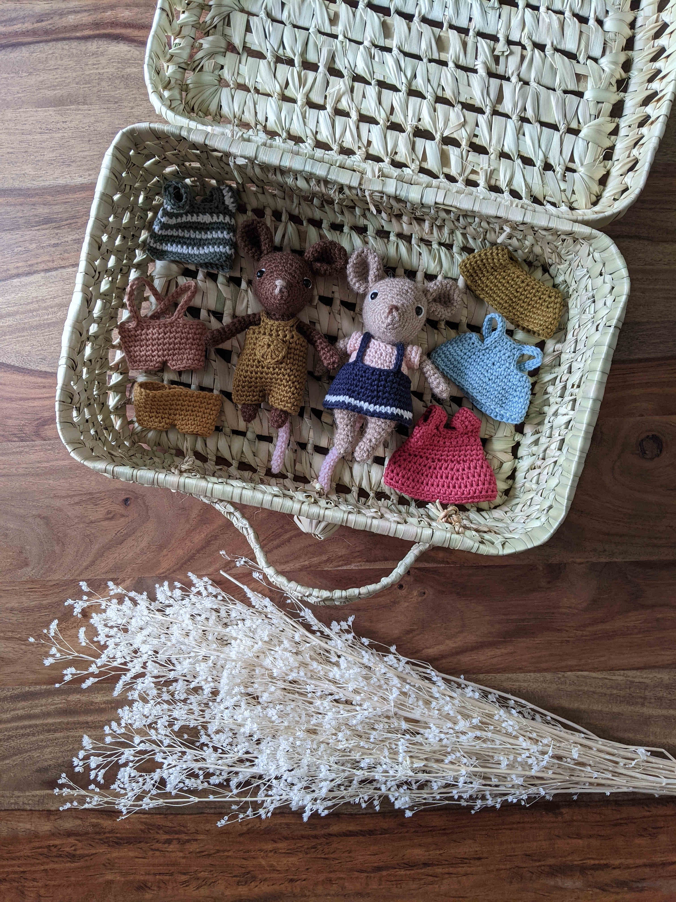 Crochet Pattern : Bundle Mouse Clothes the Mice Family - Etsy