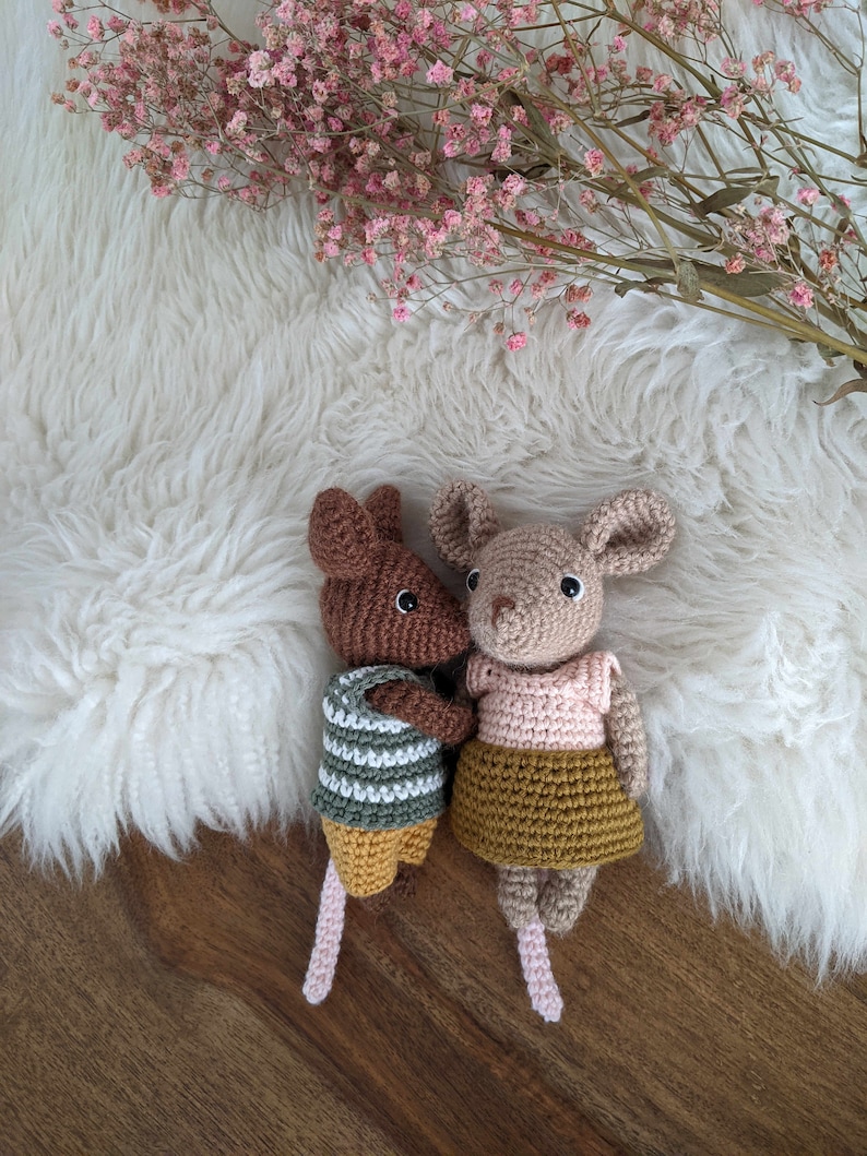 Crochet Pattern : Bundle Mouse Clothes the Mice Family - Etsy