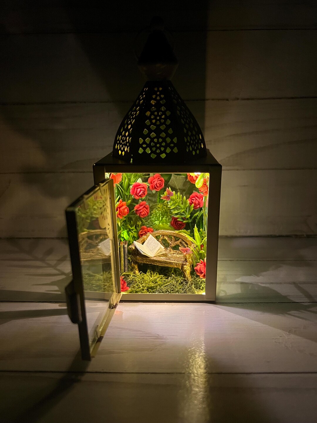 Mini Rose Corner Lantern - Etsy
