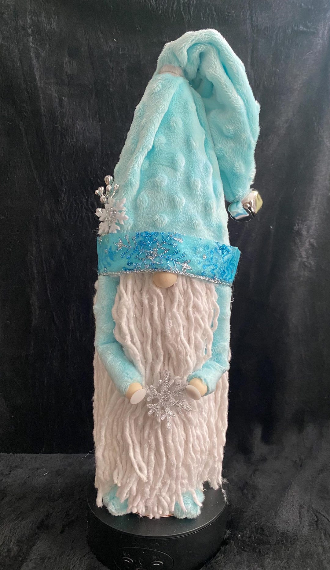 Snowflake Gnome, Ice Cold Frosty Gnome, Tiered Tray Gnome, Wintry Gnome ...