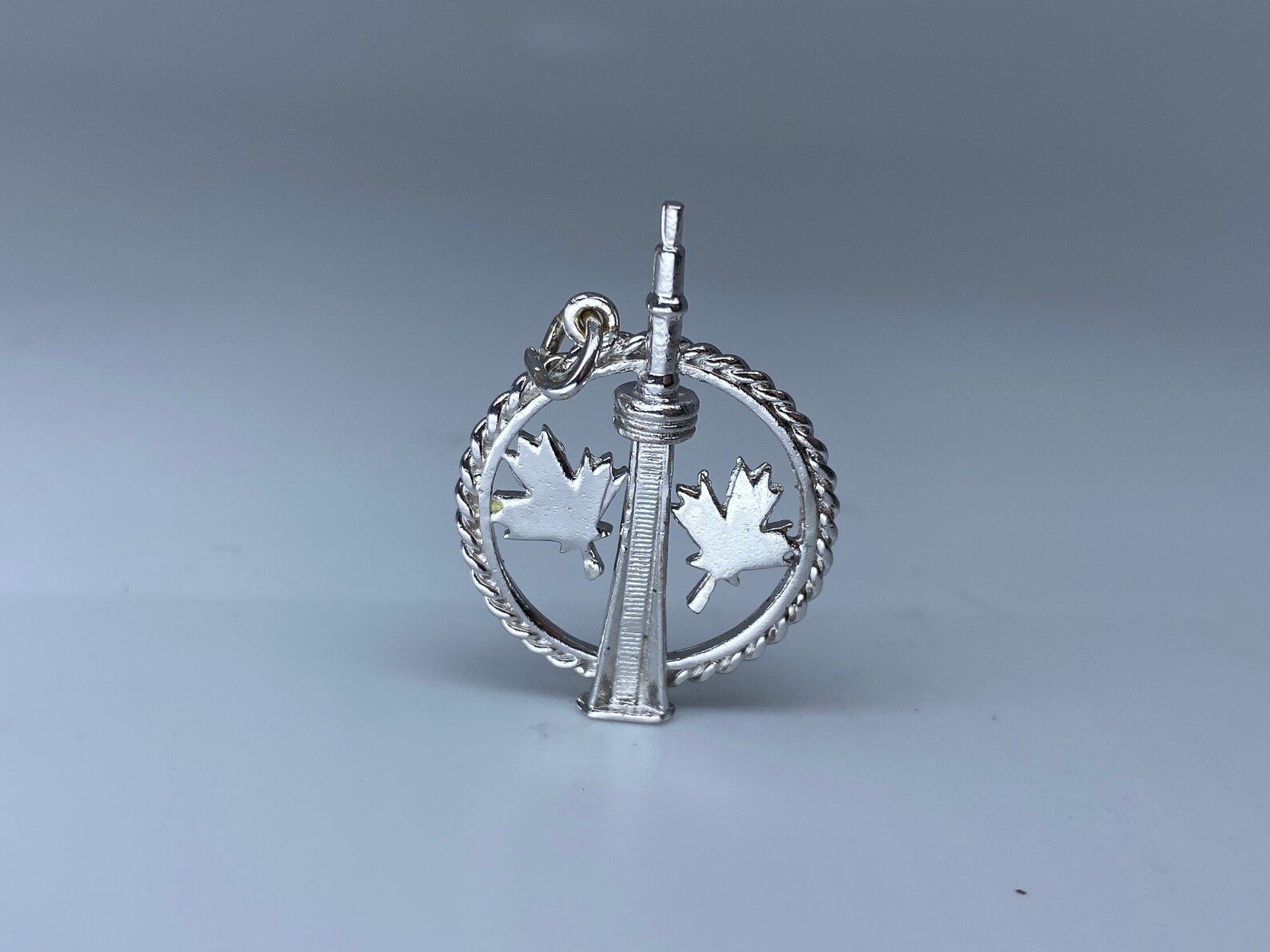 Sterling Silver Toronto Needle CN Tower Charm - Etsy
