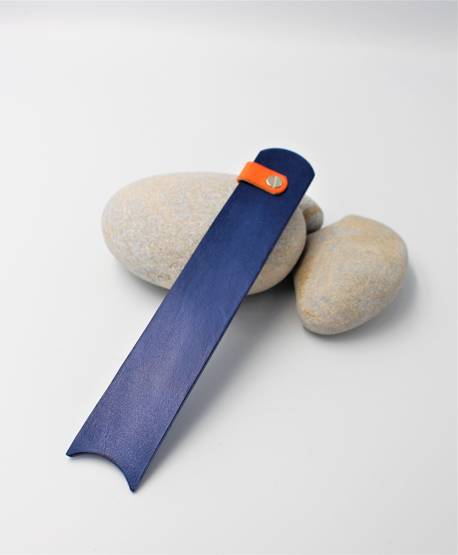 Personalised Italian Leather Bookmark in a Choice of Colours - Etsy