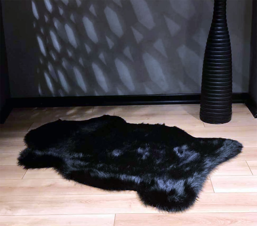 Black Faux Sheepskin Rug, Faux Fur Rug, Anti Slip Back Look-a-like Soft ...