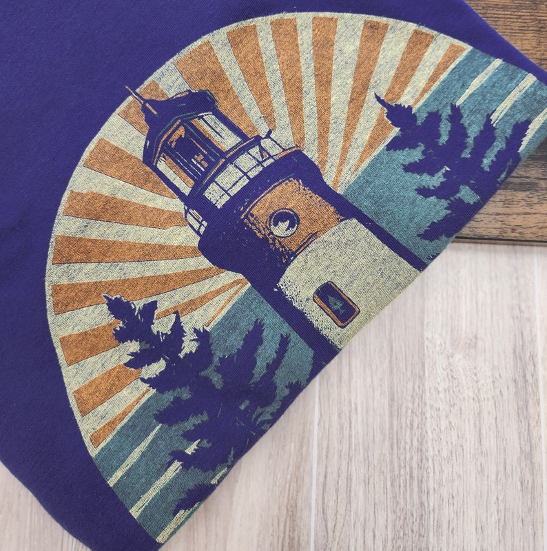Retro Lighthouse Short Sleeve T-shirt | | Unisex Graphic Tee - Etsy