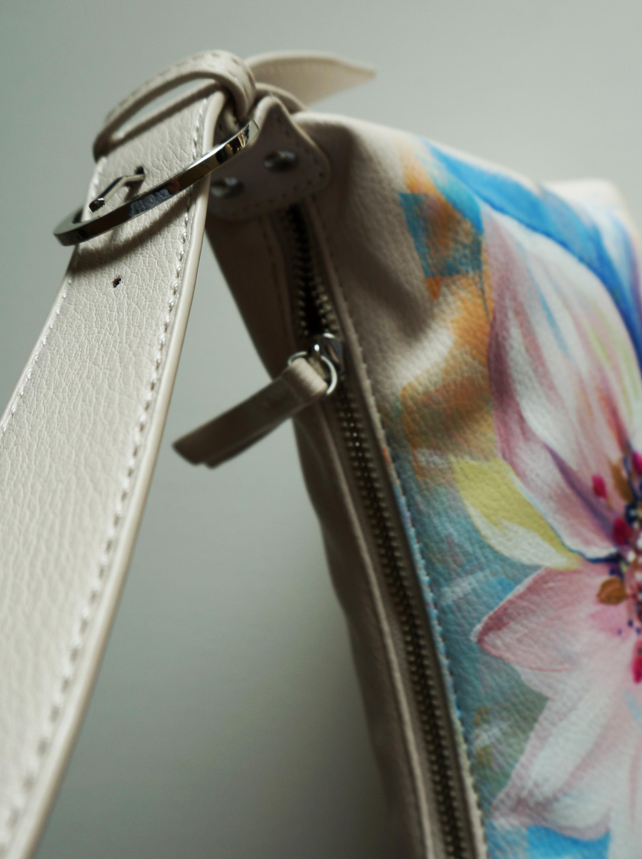 Hand Painted Handbag, Exclusive Artwork. Available for Shipping. - Etsy