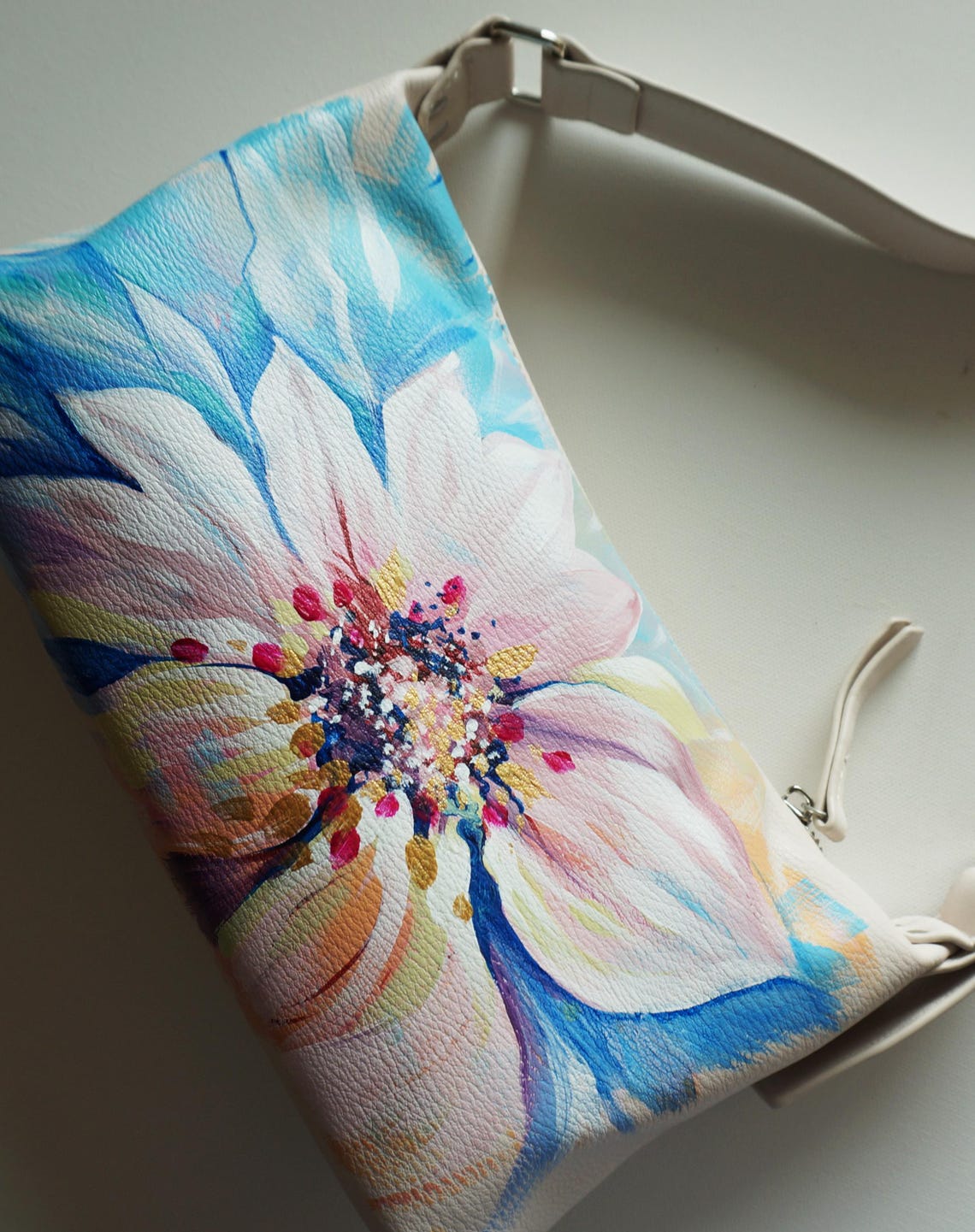 Hand Painted Handbag, Exclusive Artwork. Available for Shipping. - Etsy