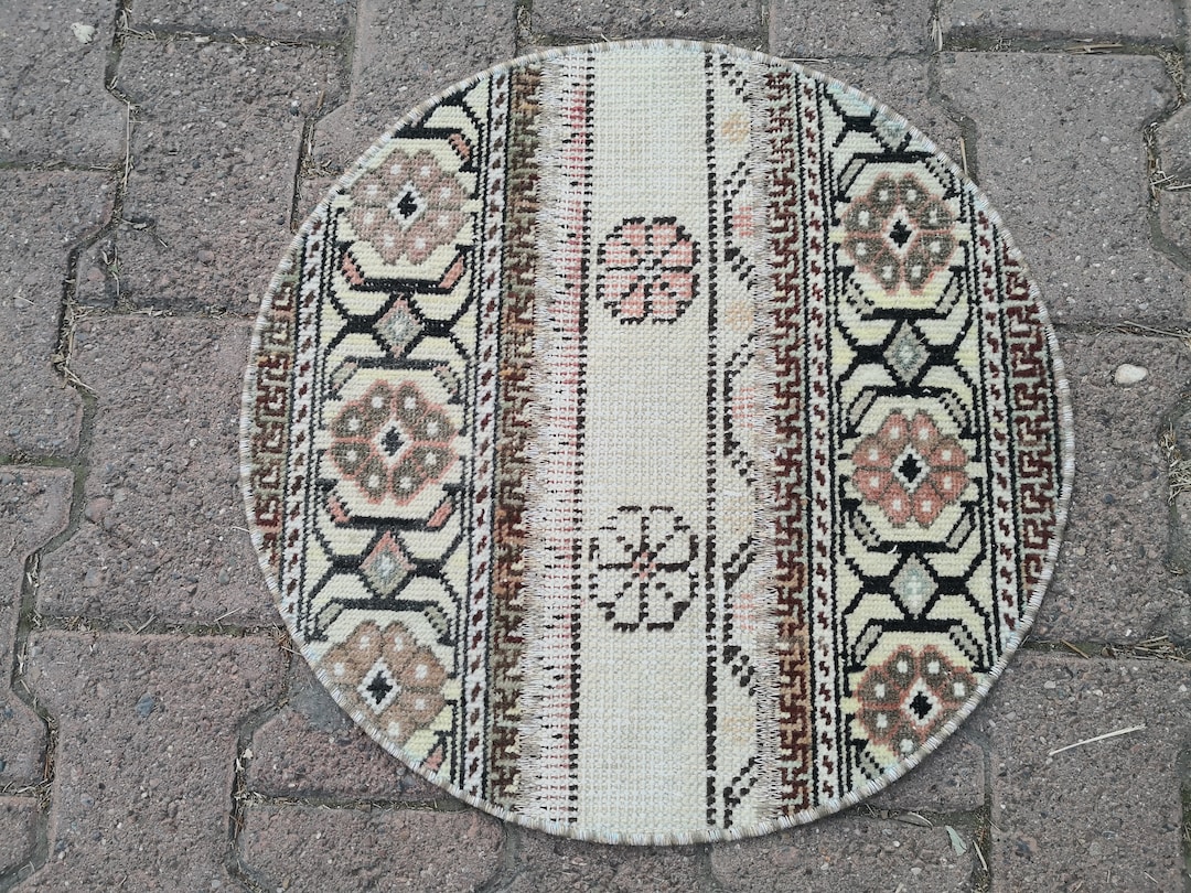 Small Round Rug 20x20 İnches Anatolian Vintage Rug Entry Rug Turkish ...
